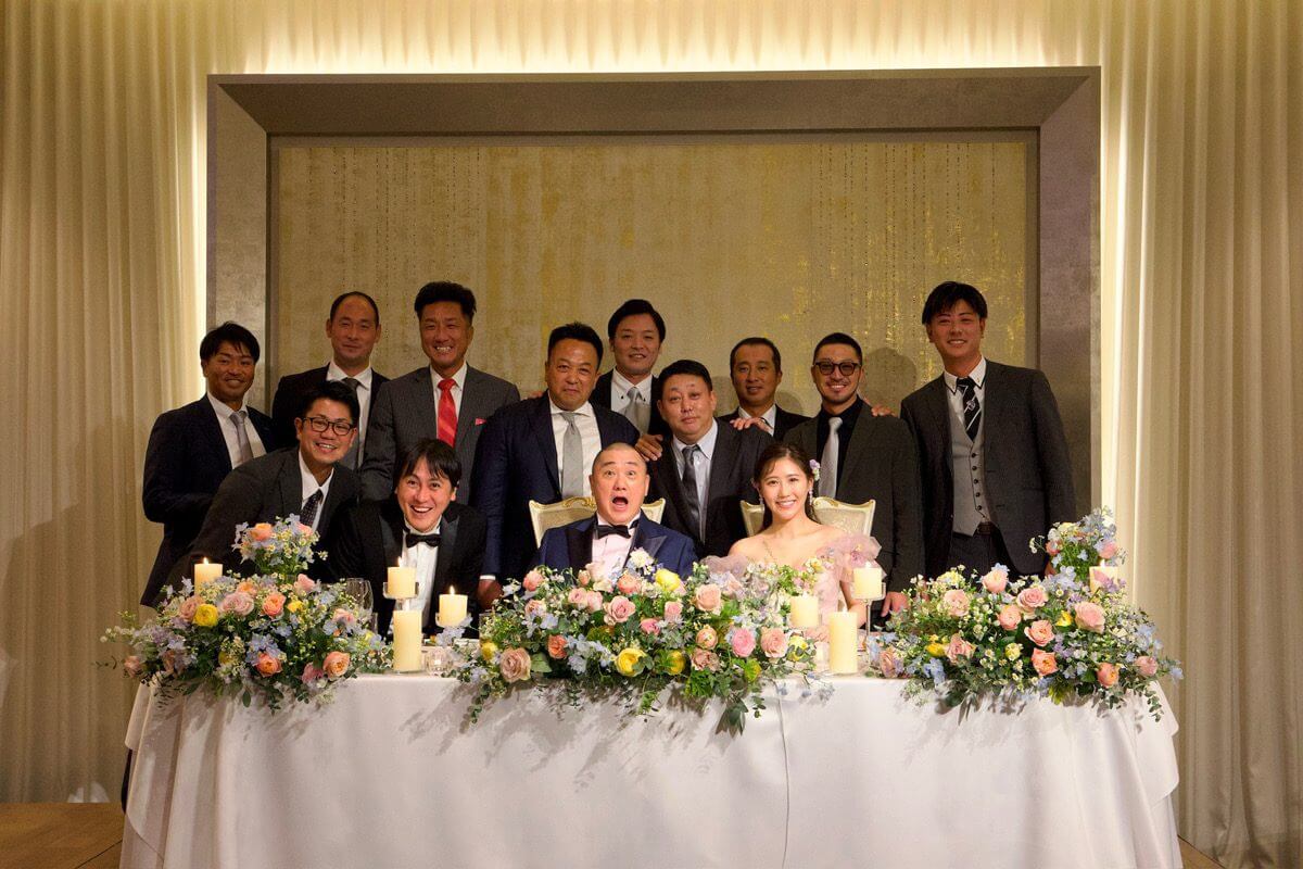 【山本圭壱&西野未姫】結婚披露宴 カープ関係の参列者は?|カープ道リレーコラム第32回
